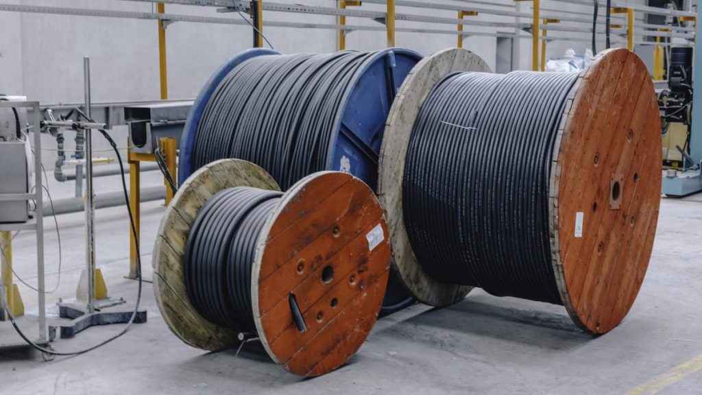 C mo Proteger Cables El ctricos De Exterior PCA Electricistas Valencia